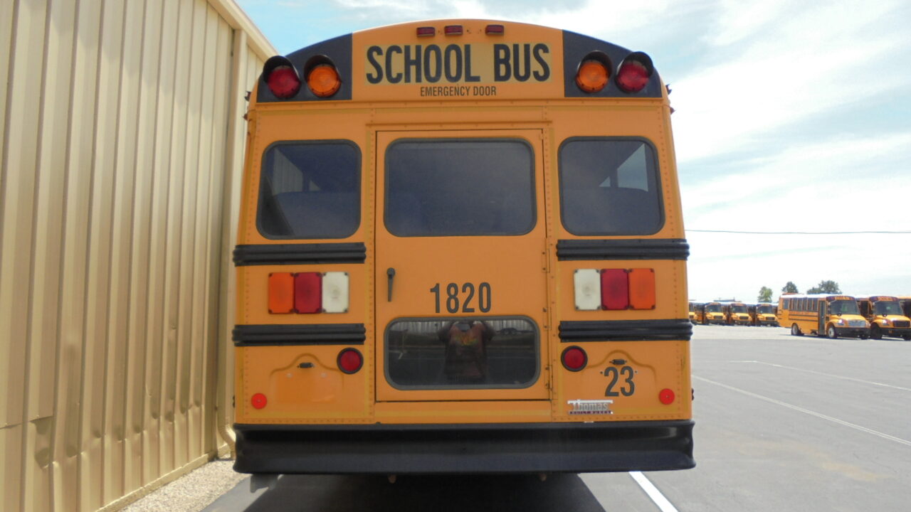 26060 2013 THOMAS FRONT ENGINE 78… | Kerlin Bus Sales & Leasing, Inc.