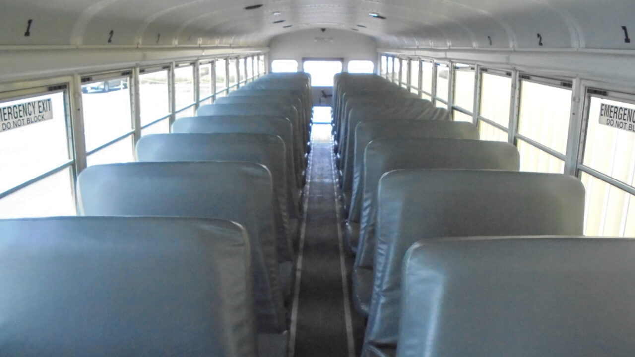 26060 2013 THOMAS FRONT ENGINE 78… | Kerlin Bus Sales & Leasing, Inc.